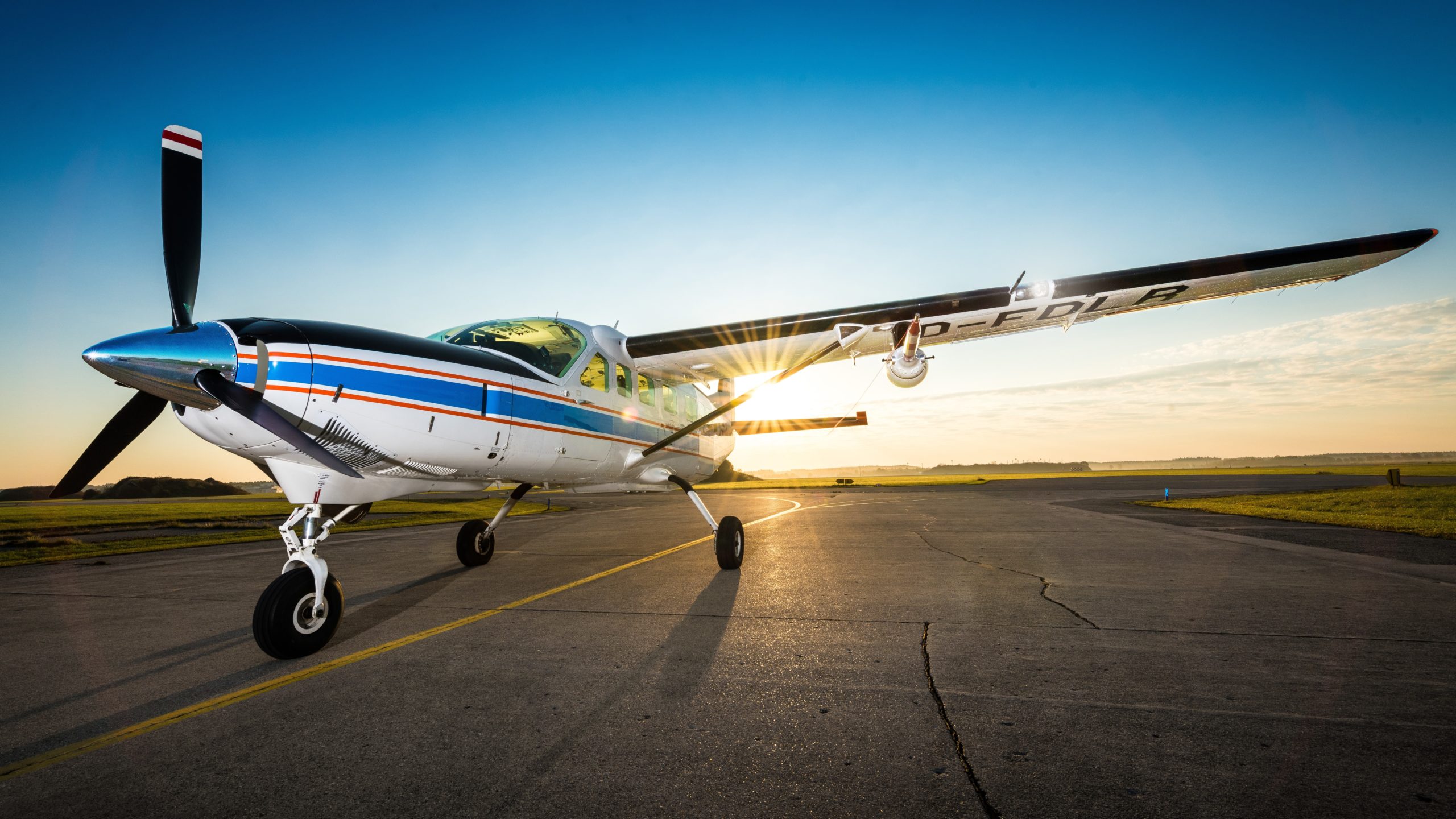 DLR Events | Cessna 208 B Grand Caravan research aircraft (D-FDLR)